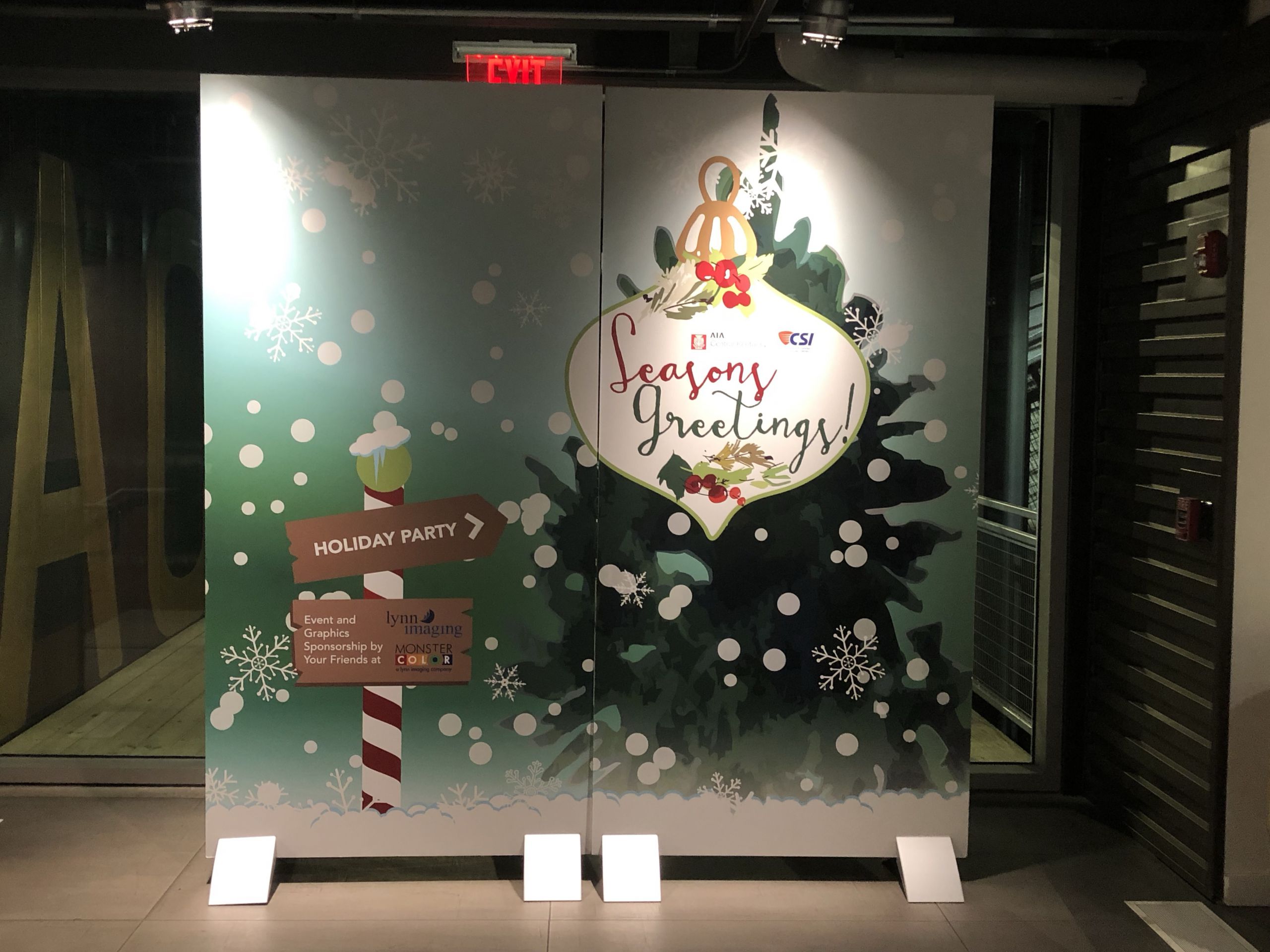 How to Choose the Best Temporary Signage for Your Event